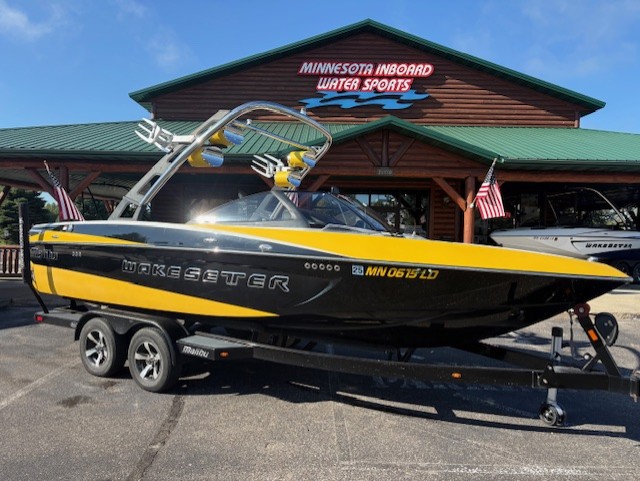 2014 Malibu Boats 21 VLX (Consigned) #K9166 - Minnesota Inboard Water ...